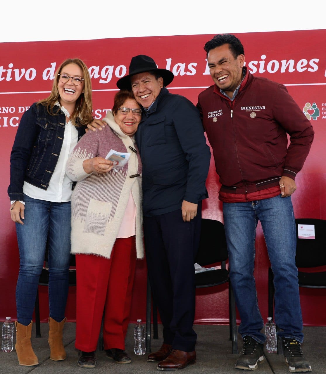 Entrega Gobernador David Monreal Pensión para el Bienestar y ratifica ...